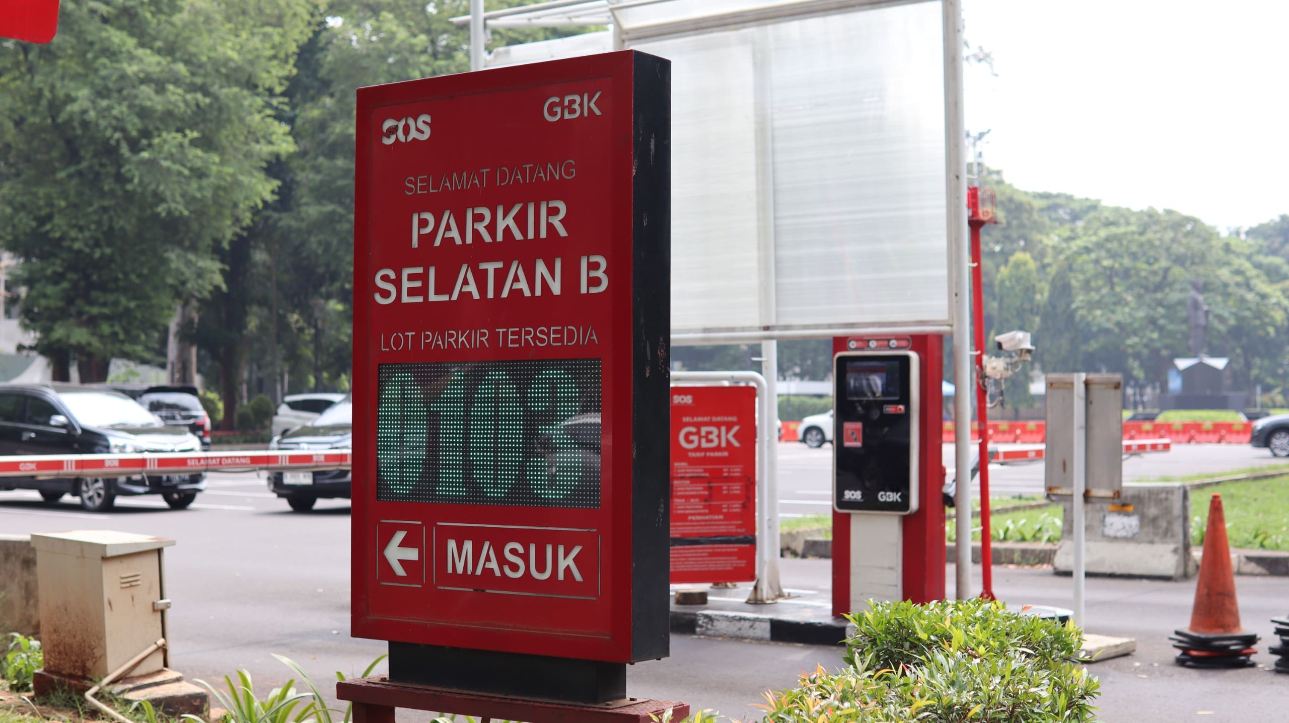 Jasa Pengelolaan Parkir & Sistem Parkir - PT Shield On Service Tbk